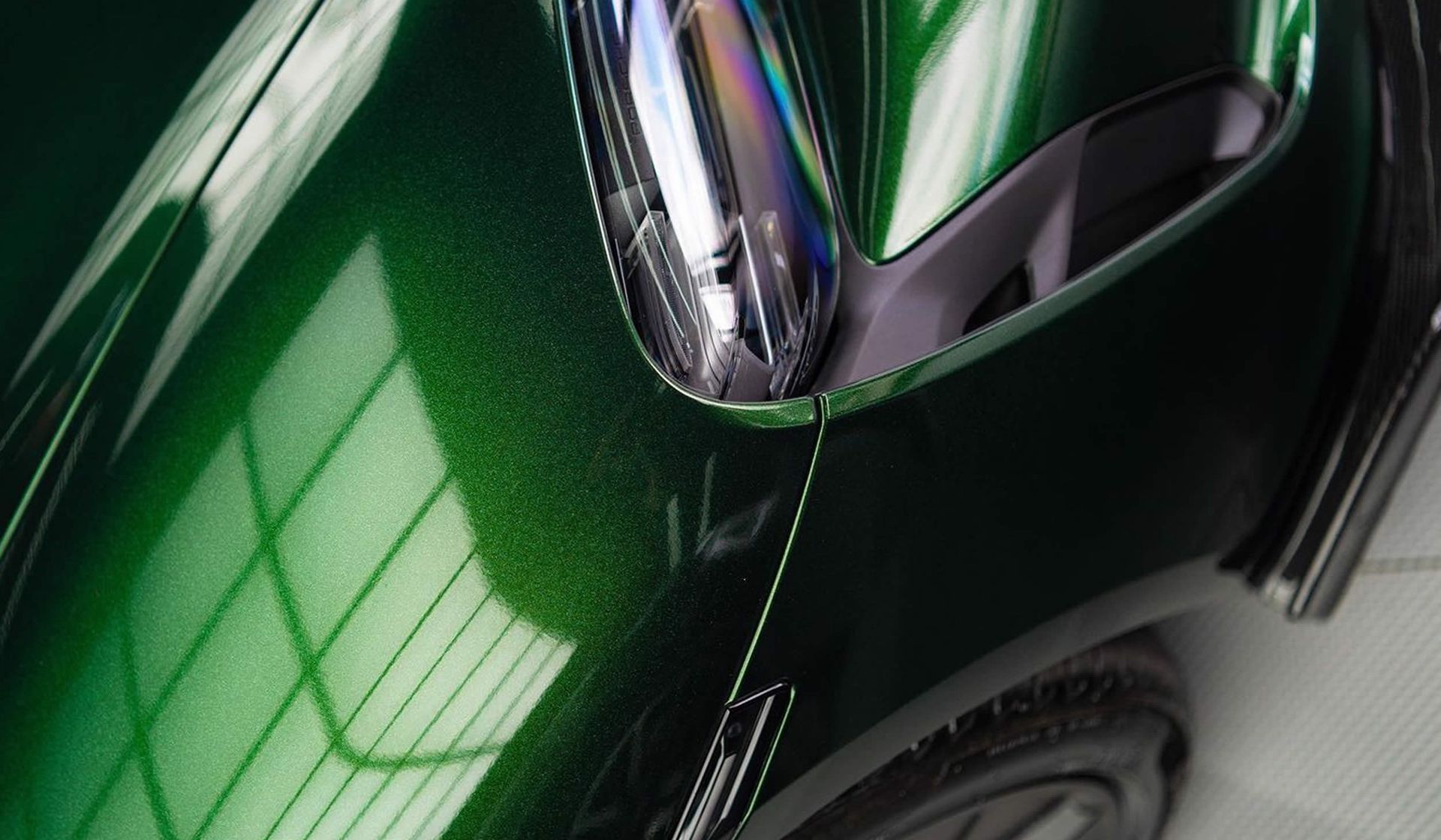 Gloss Metallic Racing Green | EVOLV
